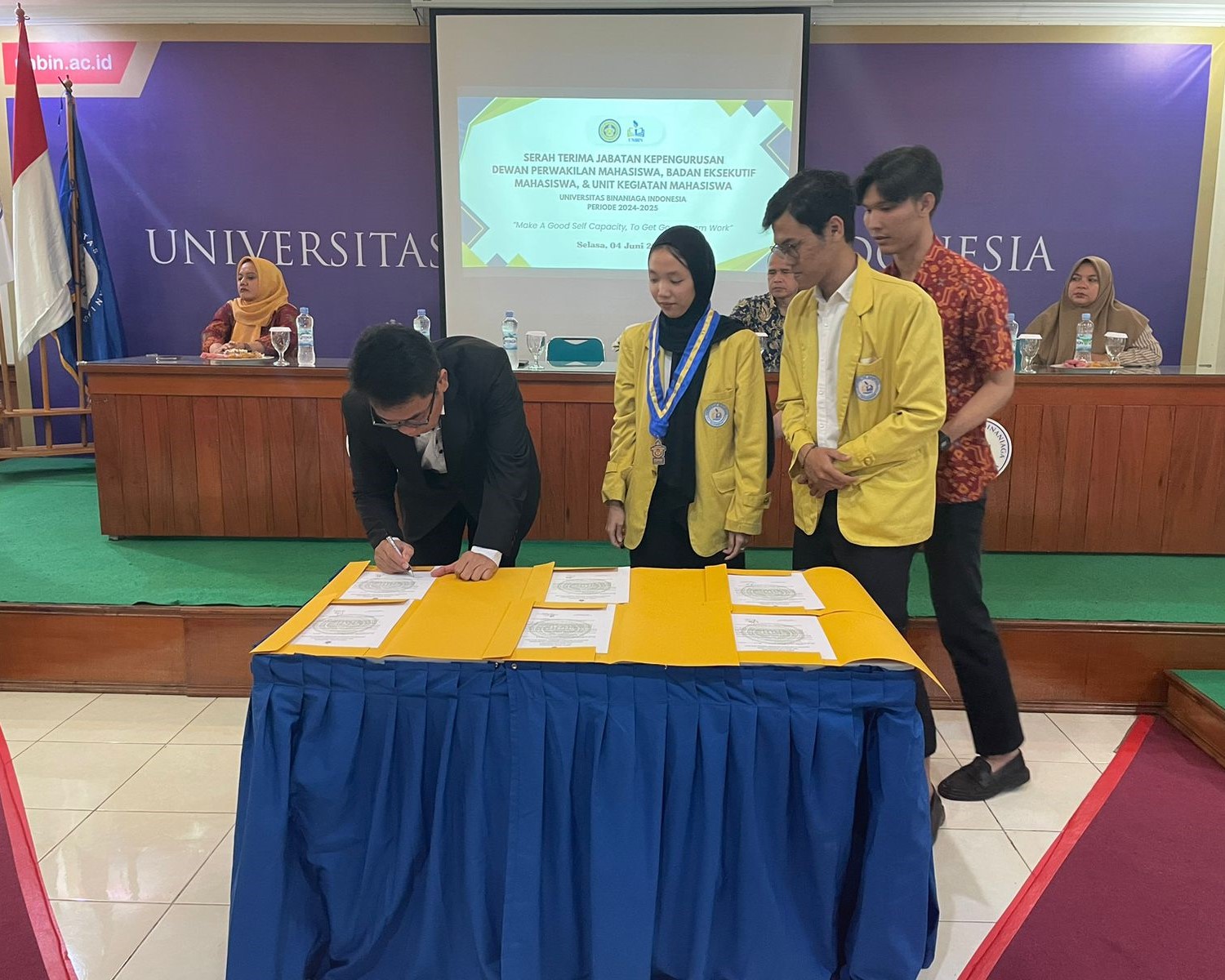 Universitas Binaniaga Indonesia - UNBIN